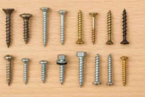 Types de vis : guide complet pour choisir la fixation idéale